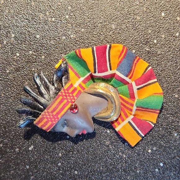 Handmade | Jewelry | African Art Pin | Poshmark